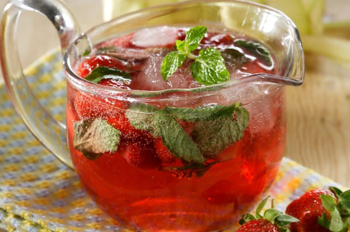Resep Apel Punch Mix Strawberry, Minuman Segar Nan Sehat yang Mampu ...