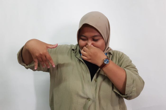 Ketiak Selalu Basah Dan Jadi Penyebab Bau Badan Ini Cara Mengatasinya Nakita