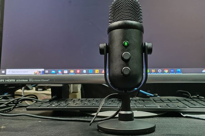 Review Razer Siren V2 Pro, Mic Pasti Bagus dan Praktis Buat Streaming ...