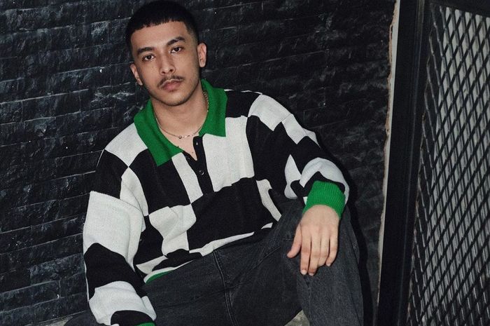 Enggak Ada Target, Aziz Hedra Panas Dingin Rilis Somebody's Pleasure ...