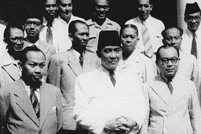 Apa Itu Republik Indonesia Serikat (RIS)? Materi Kelas 5 SD Tema 7 ...