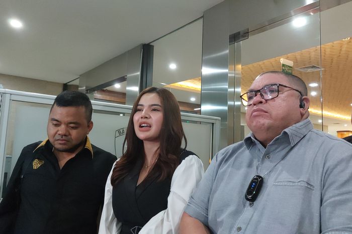 Razman Arif Nasution Siap Duduk Bareng Hotman Paris Demi Perdamaian