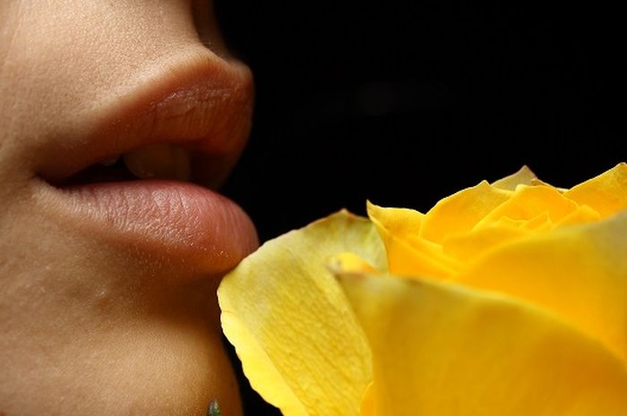 Firasat Kedutan Menurut Primbon Jawa, Ini Artinya Kedutan di Sekitar ...