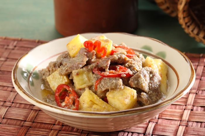 Resep Opor Daging, Masakan Legendaris yang Rasanya Tak Perlu Diragukan ...