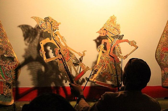 Mengapa Orang Jawa Suka dengan Wayang? Sejarah dan Makna di Balik Seni ... Mengapa Orang Jawa Suka dengan Wayang? Sejarah dan Makna di Balik Seni ...