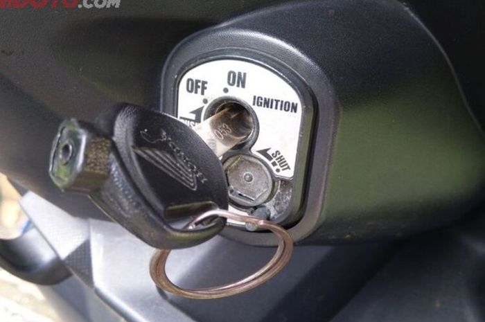 Nyesel Baru Tahu, Cara Mengatasi kunci Motor Tidak Bisa Diputar ...