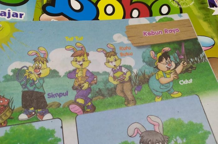 Mengenal Kutu Buku yang Hobi Membaca Buku - Adjar
