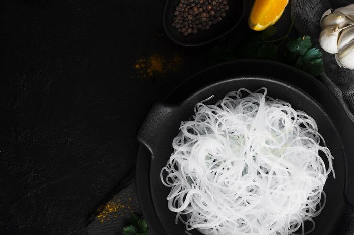 Sering Tertukar, Inilah Perbedaan dari Bihun, Misoa, dan Sohun - Kids