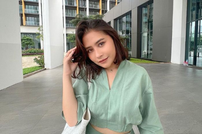 NGAKAK! Polosnya Kebablasan, Prilly Latuconsina Pernah Berikan Info ...