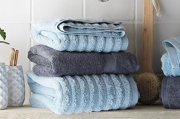 Bagaimana Cara Mencuci Handuk Lama agar Kembali Lembut? Pakai Trik ini ...