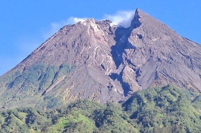 Saat Perang Mataram-Pajang, Ki Juru Martani Bertapa Di Puncak Gunung ...