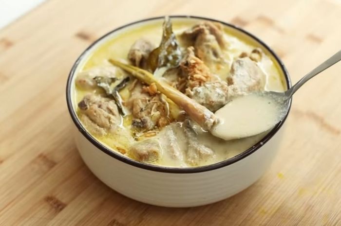 Resep Opor Ayam Susu untuk Lebaran ala Chef Devina, Gurih dan Kental! - Nova