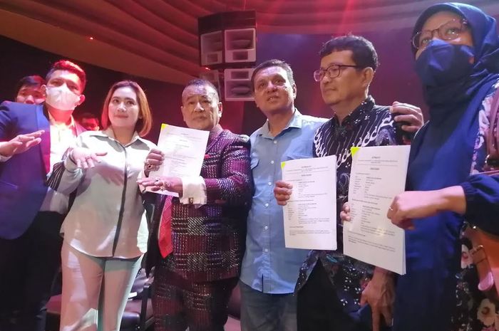 Hotman Paris Resmi Jadi Kuasa Hukum Keluarga Wanita Tewas Jatuh dari Lift