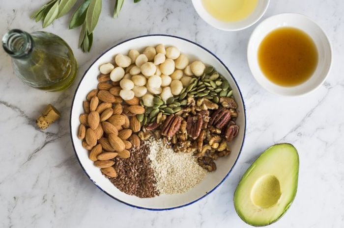 Konsumsi 3 Lemak Baik Ini Setiap Hari Biar Punya Perut Rata! - Semua ...