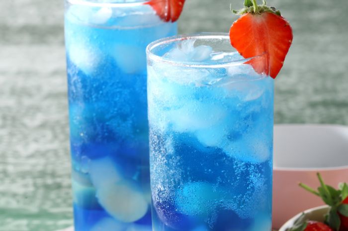 Resep Es Jeli Biru, Minuman Segar Untuk Acara Spesial Di Hari Libur ...