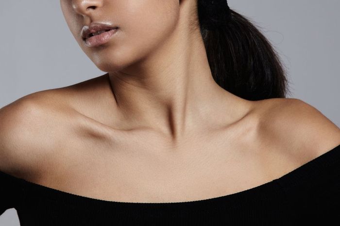 Bukan Karena Daki, Kenali Penyebab Leher Hitam Sulit Dihilangkan - Stylo