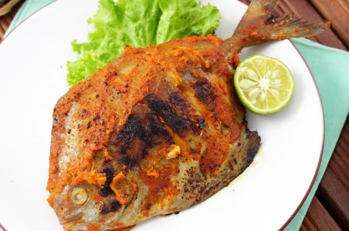 Resep Bawal Bakar Bumbu Bali, Menu Simple yang Bikin Nasi Jadi Cepat ...