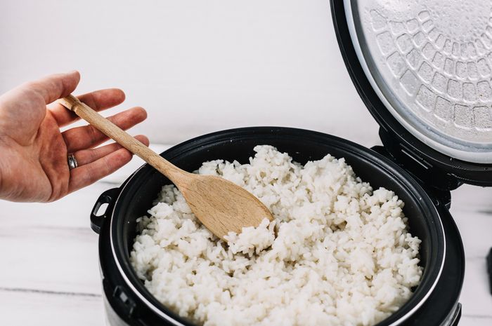 Berapa Lama Nasi Bisa Disimpan dalam Rice Cooker? Ini Penjelasannya - Bobo