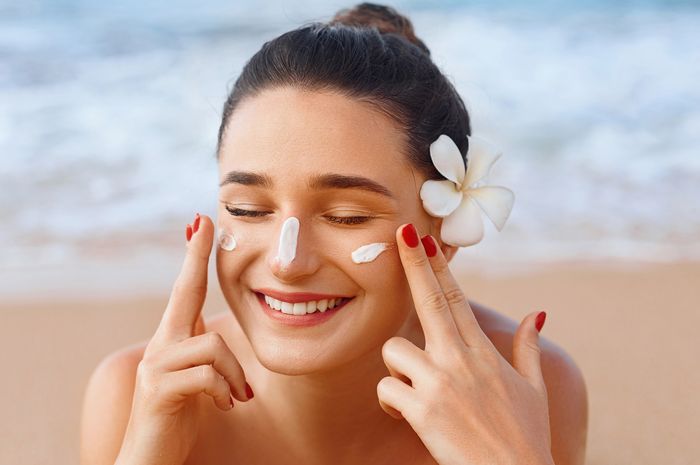 Muka Anti Kusam dan Belang, Ini Cara Memilih Suncreen yang Benar - Stylo
