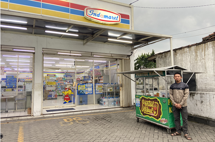 Mau Jualan di Depan Mini Market? Begini Cara Sewa Teras Indomaret untuk ...