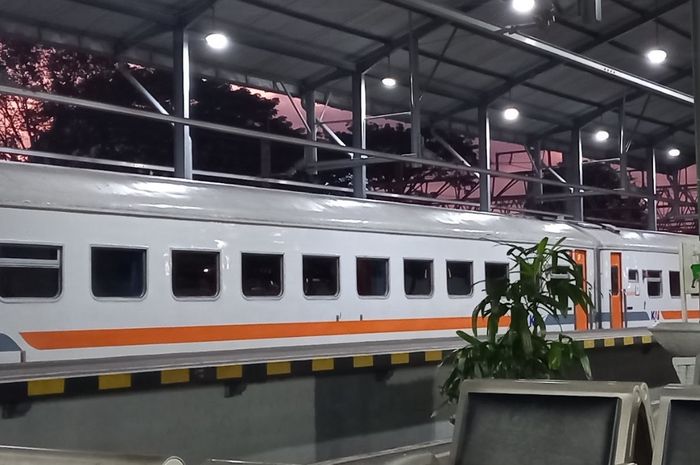 Cara Pesan Tiket dan Naik KRL Solo Yogyakarta Bagi Pemula, Simak! - Nakita Cara Pesan Tiket dan Naik KRL Solo Yogyakarta Bagi Pemula, Simak! - Nakita