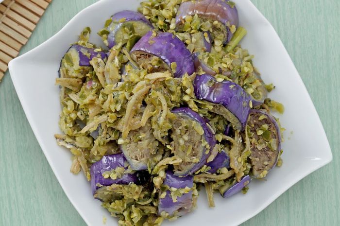 Resep Terong Balado Cabai Hijau, Menu Akhir Bulan Namun Rasanya ...