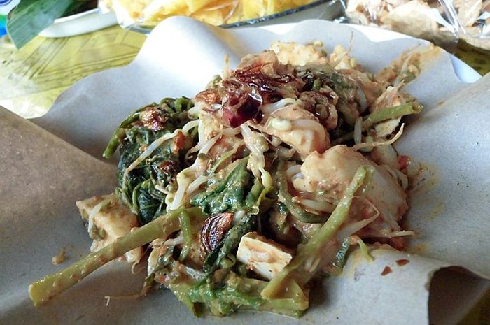5 Ragam Olahan Tipat (Ketupat) Khas Bali, Tak Hanya Tipat Cantok - Kids