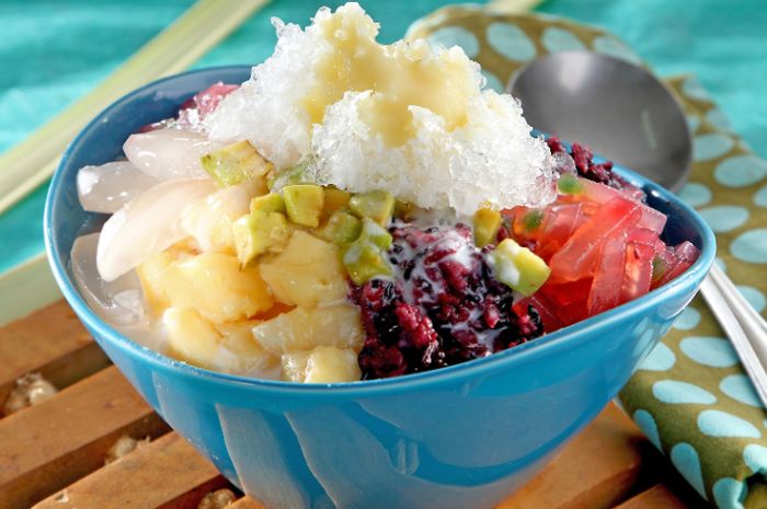 Resep Es Campur Tape, Minuman Tradisional Dengan Isian Lengkap yang ...
