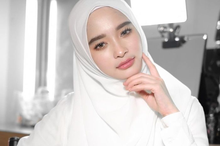 Inara Rusli Ungkap Nestapa Hatinya Dihujat Pamer Wajah Usai Putuskan Buka Cadar, Janda Virgoun ...