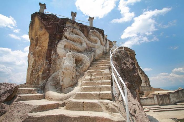 Bisa Lihat Sunset, Ini Rute dan Harga Tiket Tebing Breksi Yogyakarta - Bobo