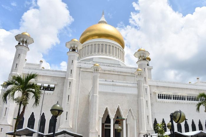 6 Fakta Unik Brunei Darussalam, Negara Bebas Pajak yang Sangat Aman - Bobo 6 Fakta Unik Brunei Darussalam, Negara Bebas Pajak yang Sangat Aman - Bobo