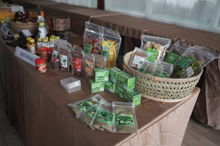 25 UMKM dari Kabupaten Anggota LTKL Presentasikan Produk Berbasis Alam di Festival Lestari 5 ...