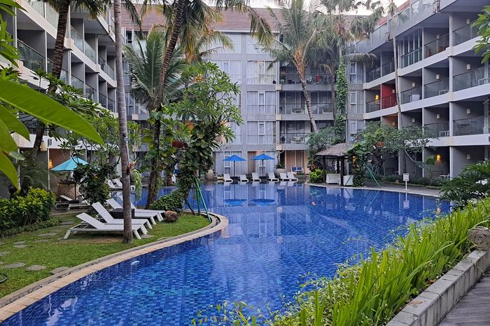 Bisa Langsung Akses Kolam Renang, Ini Review Kamar Rp1 Jutaan di Ramada ...