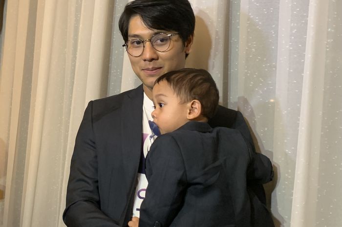 Muncul ke Publik dengan Rilis Single 'Jauh dari Sempurna', Rizky Billar ...