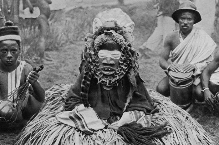 Mengulik Sejarah Zombie yang Sebenarnya, Makhluk Mitos atau Nyata ...