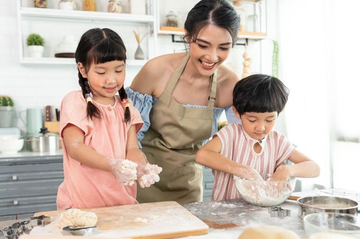 Meisya Siregar Sering Ajak Anak-anaknya Memasak di Dapur, Ternyata Ini Manfaat yang Dirasakan ...