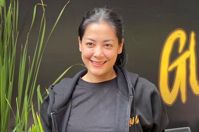 Lulu Tobing Bongkar Rahasia Awet Muda di Usia 45 Tahun, Akui Rutin ...