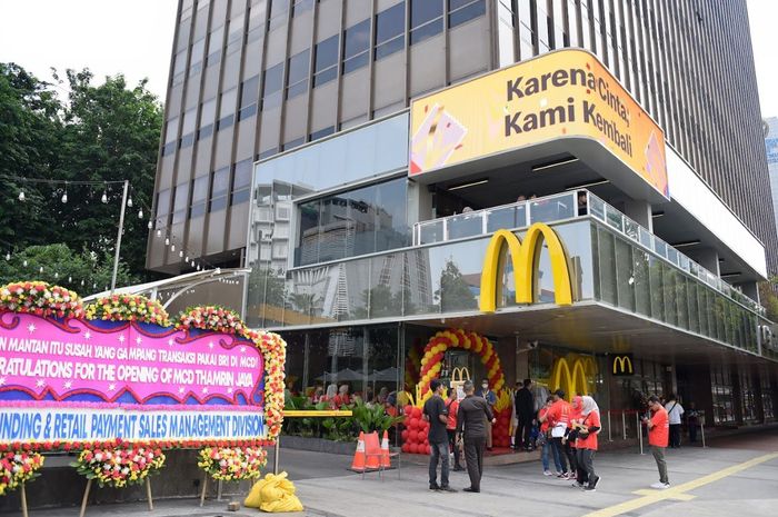 The Legend is Back! McDonald Indonesia Resmi Membuka Restoran Baru ...