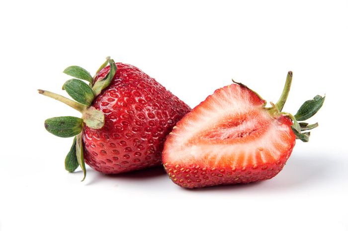 Mengapa Buah Stroberi di Indonesia Rasanya Asam? - Adjar