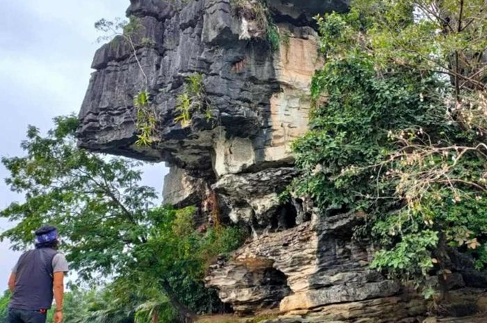 Mengenal Fenomena Alam Gua Karst Maros Pangkep yang Terkenal ...