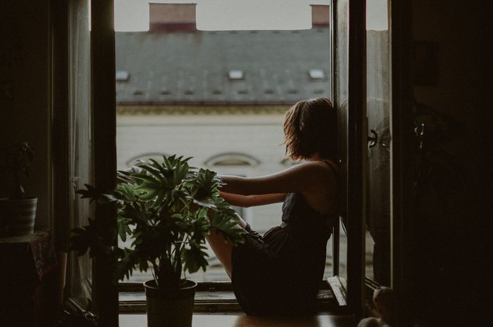 Bahaya, Ini 5 Tanda Kita Punya Hubungan Toxic sama Diri Sendiri ...