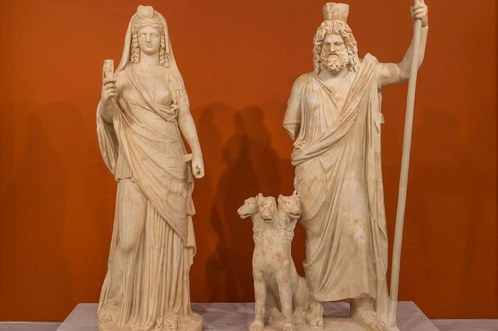 Mengapa Dewa Mitologi Yunani Sering Digabungkan dengan Dewa Asing ...