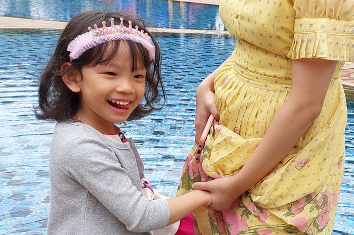 Ide Rangkaian Nama Bayi Perempuan Modern Lahir Bulan Agustus Lengkap dengan Arti - Nakita