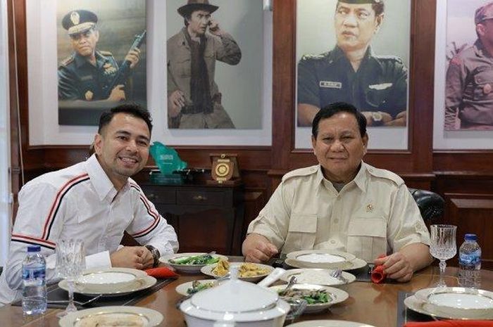 Pamer Menu Makan Siang Bareng Prabowo, Raffi Ahmad Bongkar Sajian ... Pamer Menu Makan Siang Bareng Prabowo, Raffi Ahmad Bongkar Sajian ...
