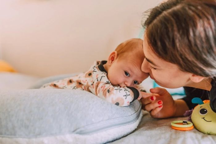 Manfaat ASI untuk Kulit Bayi: Keajaiban Kesehatan Kulit yang Tak ... Manfaat ASI untuk Kulit Bayi: Keajaiban Kesehatan Kulit yang Tak ...