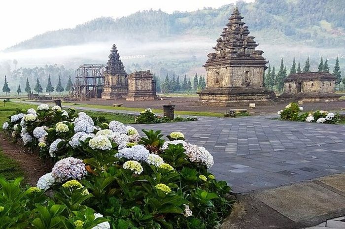 Tempat Wisata Sejarah Candi Arjuna, Ini Rute hingga Tiket Masuknya - Bobo