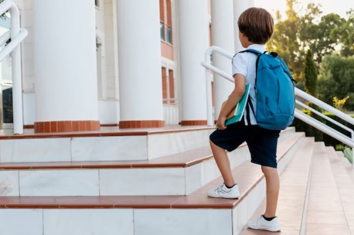 Cara Membujuk Anak Agar Mau Sekolah, Ini Strategi yang Efektif untuk ...