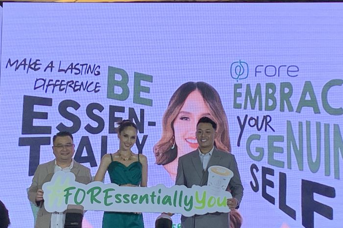 Gandeng Cinta Laura, FORE Coffee Luncurkan Gerai dari Daur Ulang Cup ...