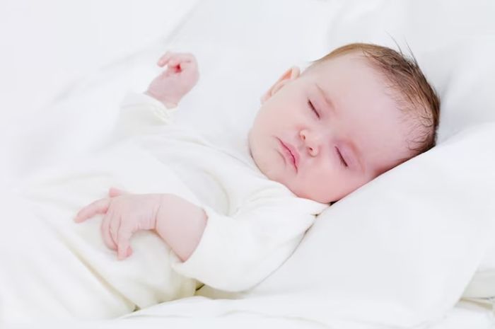 Mengenal Refleks Moro, Jadi Penyebab Bayi Sering Kaget saat Tidur - Nakita Mengenal Refleks Moro, Jadi Penyebab Bayi Sering Kaget saat Tidur - Nakita