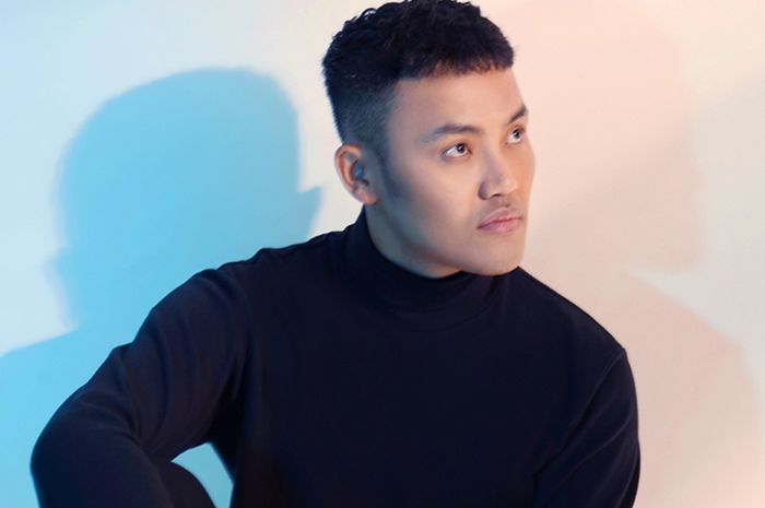 Berubah Jadi Awan Senna, Andy Gunawan Rilis Lagu Perdana 'Lebih Baik ...